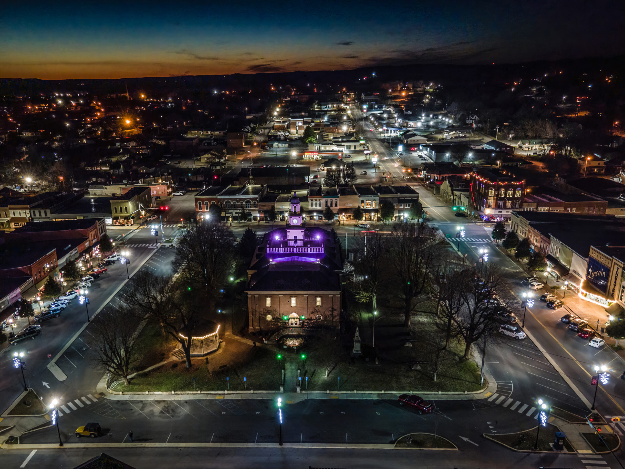 Home - USA Today Bestselling Author Debra Webb